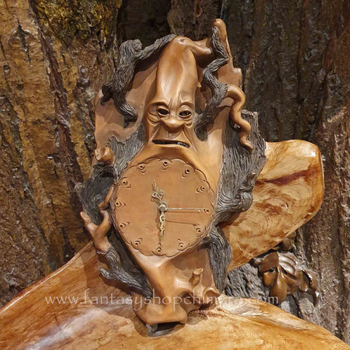 Wood Wise Wall Clock | Fantasy Shop Chimera