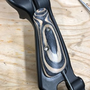 grip Oneida "raider" | lever action archery