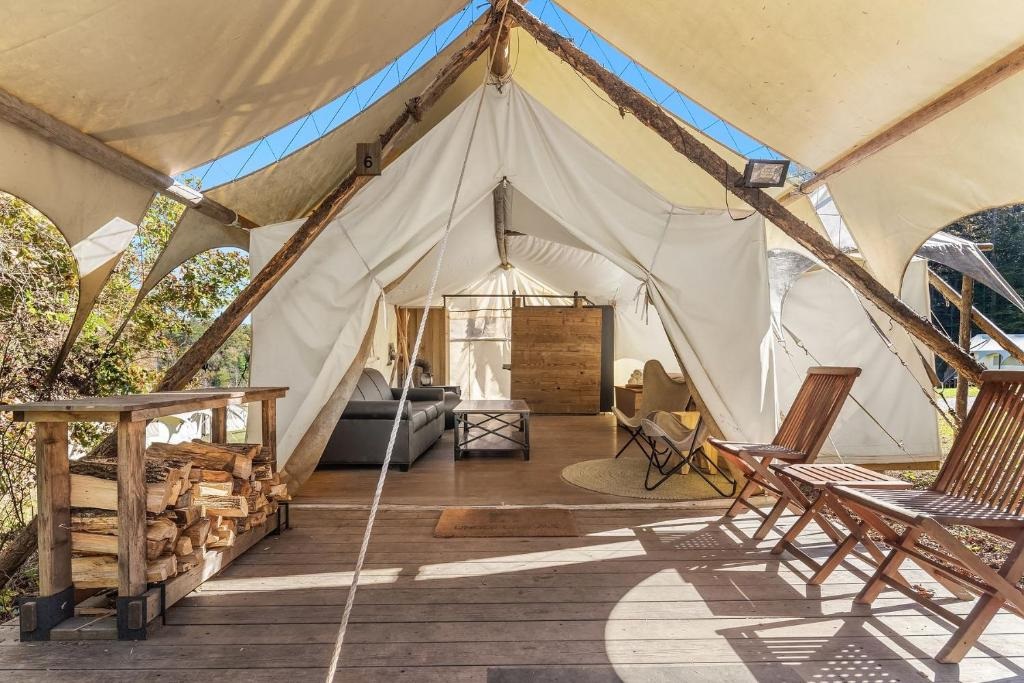 3 Best Glamping Sites in the Smoky Mountains