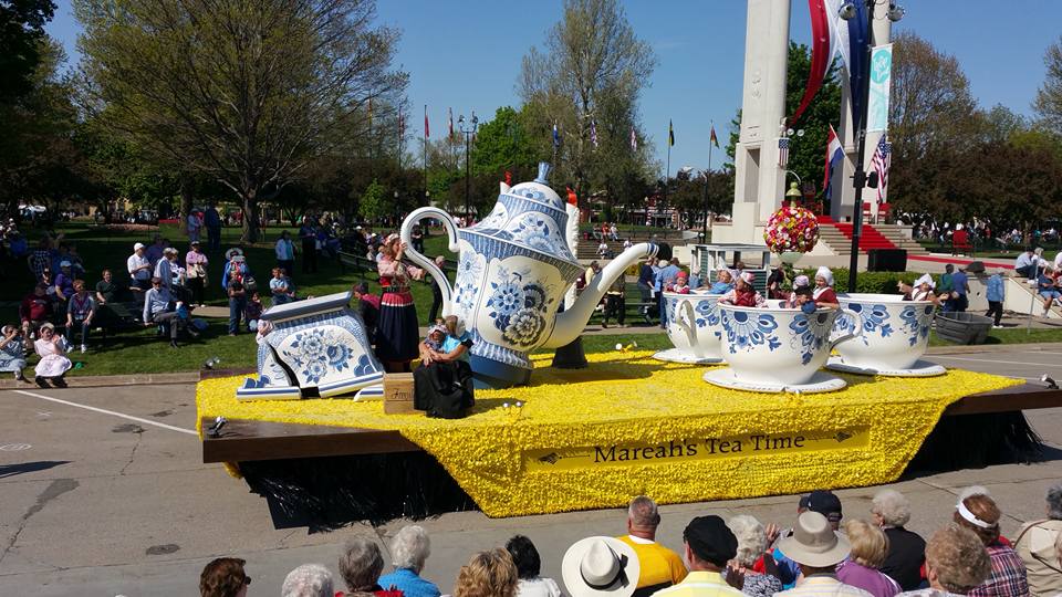 Your Complete Guide to Tulip Time in Pella, Iowa