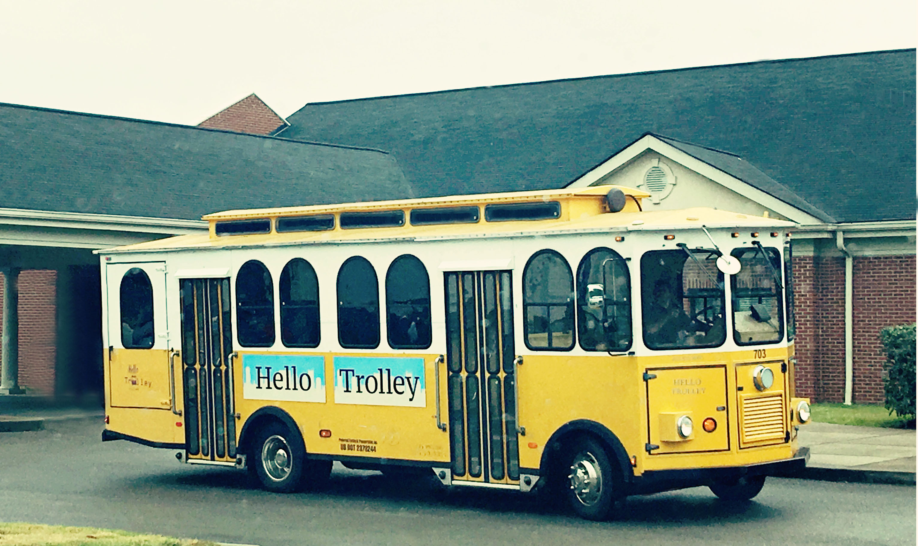 Nashville Trolley Rental | Hello Trolley | Franklin Trolley Tours