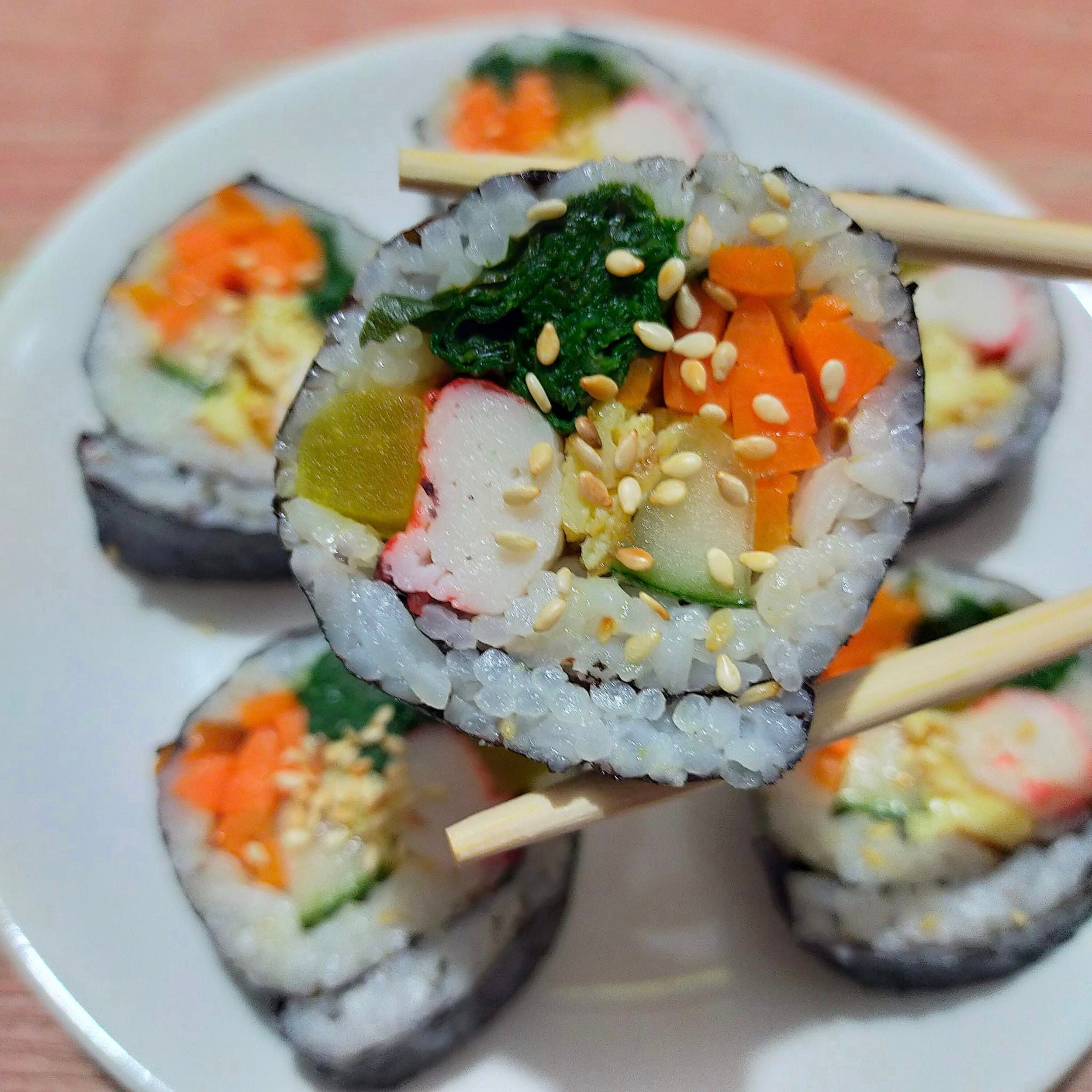 Kimbap Craze: Ate Kwoh’s Flavorful Recipe for a Small K-Food Business