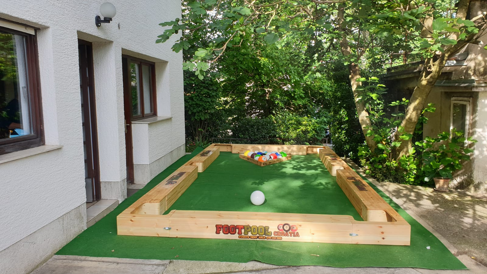 Footpool Croatia | Just follow us