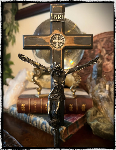 Jesus - Jumping off the Cross | artemmortis