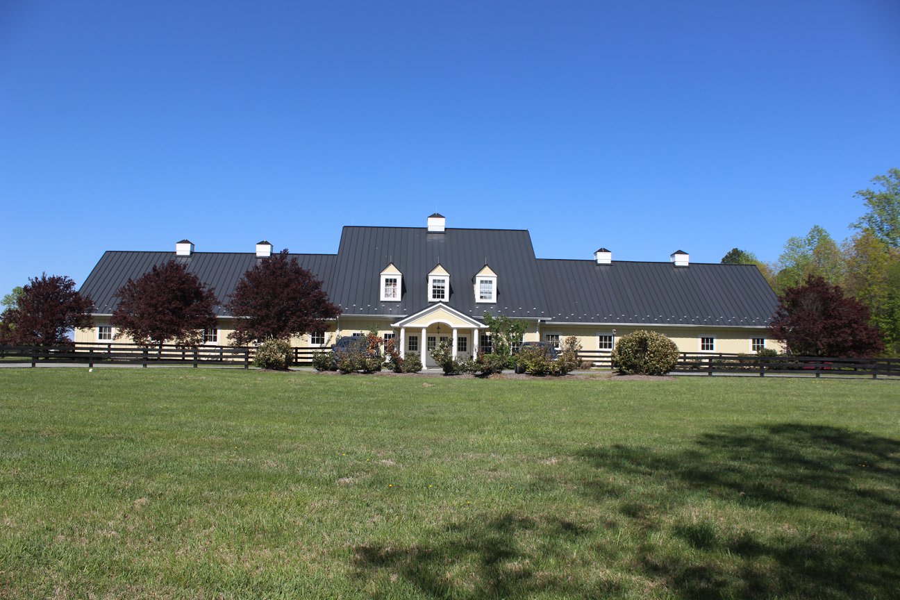 Whitestone Farm | Barns & Arenas