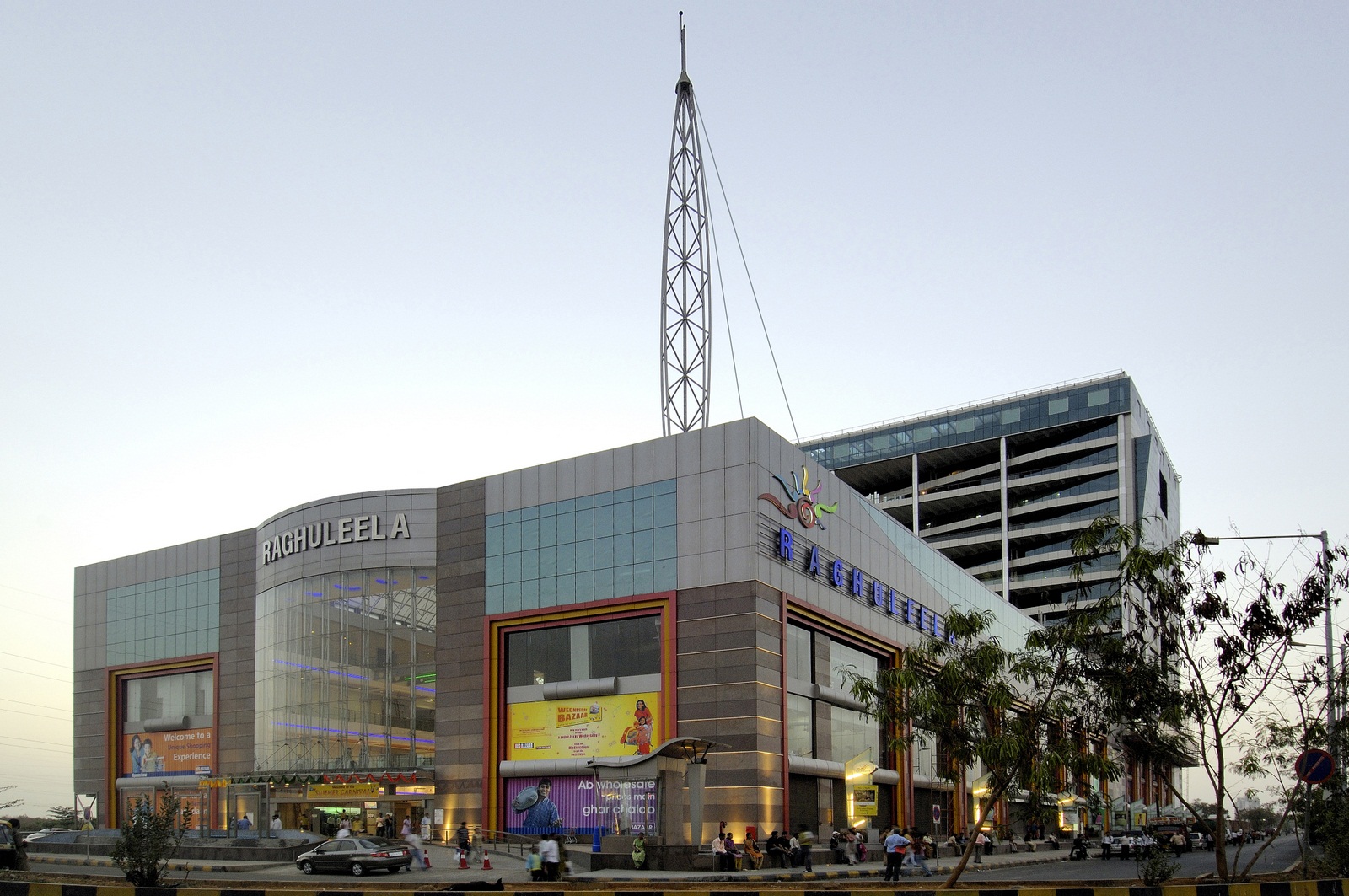 ARK Reza Kabul Architects - Raghuleela Mall