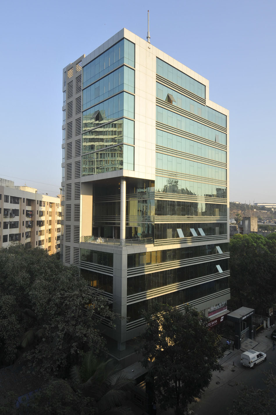 ARK Reza Kabul Architects - Crescent Ruby Business Boulevard