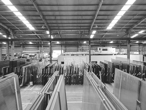 GLASS LABEL | About Us