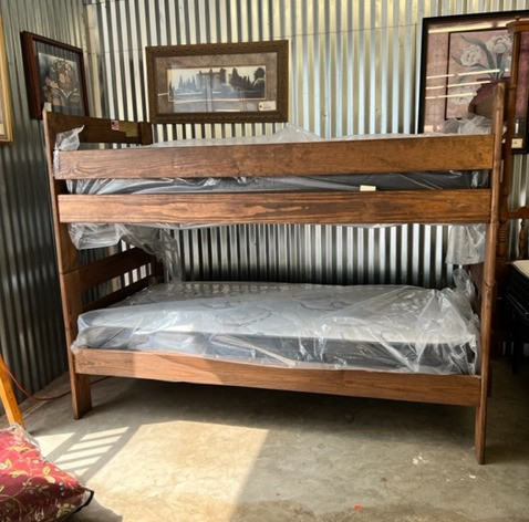 TWIN TWIN STACKABLE BUNK BEDS WITH (2) BUNKIE BOARDS | Consignment Exchange