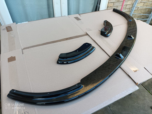 Ford Fiesta Mk6 ST150 Splitter, Skirts & Spats Kit | Alpha Pods