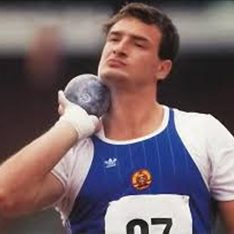 How to Hold a Shot Put