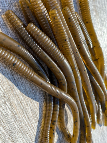 The F Worm - Finesse Worms - Green Pumpkin/Black Flake | Ramsey Baits