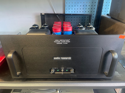 Audio research V140 TUBE AMPLIFIERS. Two mono blocks | Audio Xpert