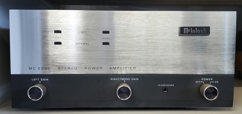 McIntosh MC2200 Stereo Power Amplifier | Audio Xpert