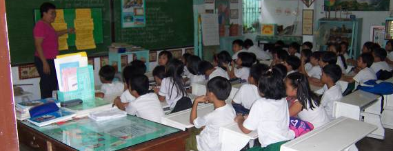 2. TRADITIONAL TEACHING VS. 21ST CENTURY TEACHING