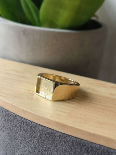 Signet Ring | Resin Remembers