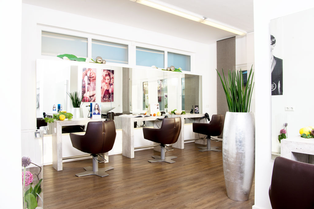 Haargenau Friseur Durbach, Trendfrisuren + Brautfrisuren bei Offenburg