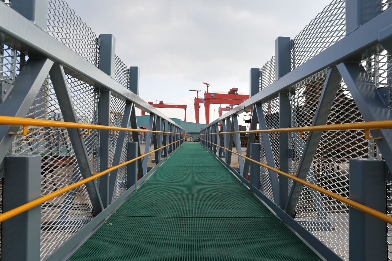 Tug Harbour Pontoons | Gangway Platforms | ESC Steel Structures