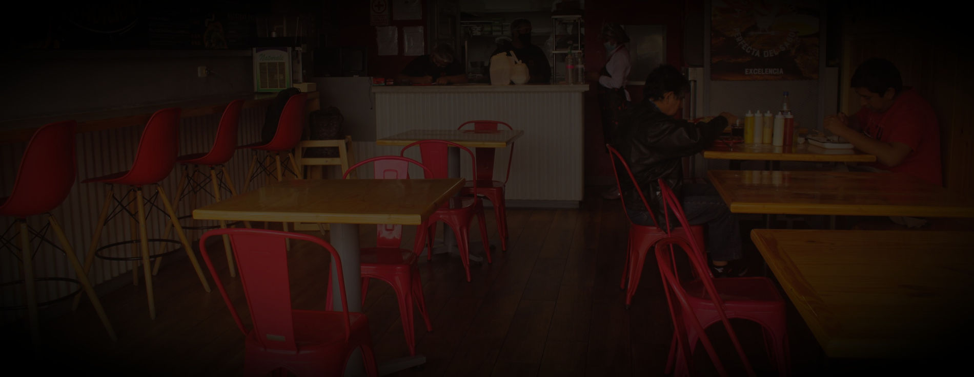 Excelencia l Pollos a la Brasa l Pollos y Parrillas