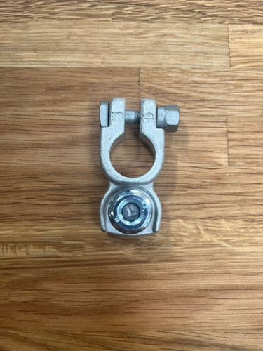 Positive Battery Terminal Clamp | Combe Valley Campers
