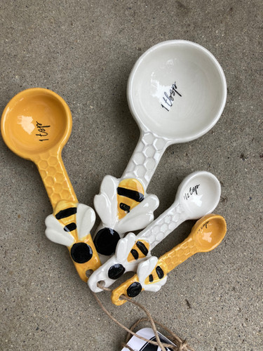 Honey Bee Measuring Spoons | thespiceshack