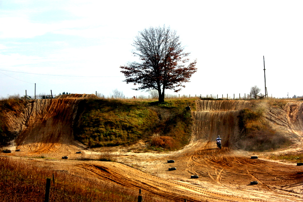 2014 Valley Motocross.com -----The Track
