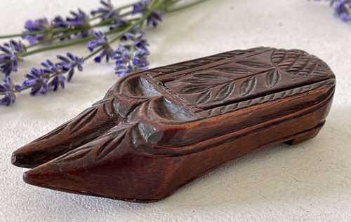 An Antique Treen Double Snuff Shoe - love token | treenantiquesdevon