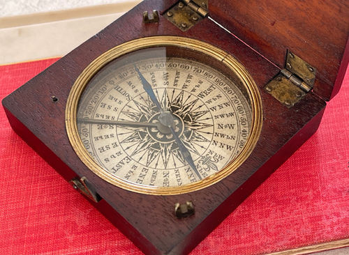 Antique Explorers Compass - with extra feature sightings ...