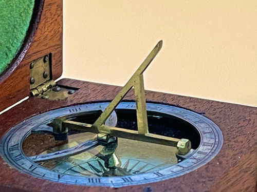 A Georgian Compass and Sun Dial | treenantiquesdevon