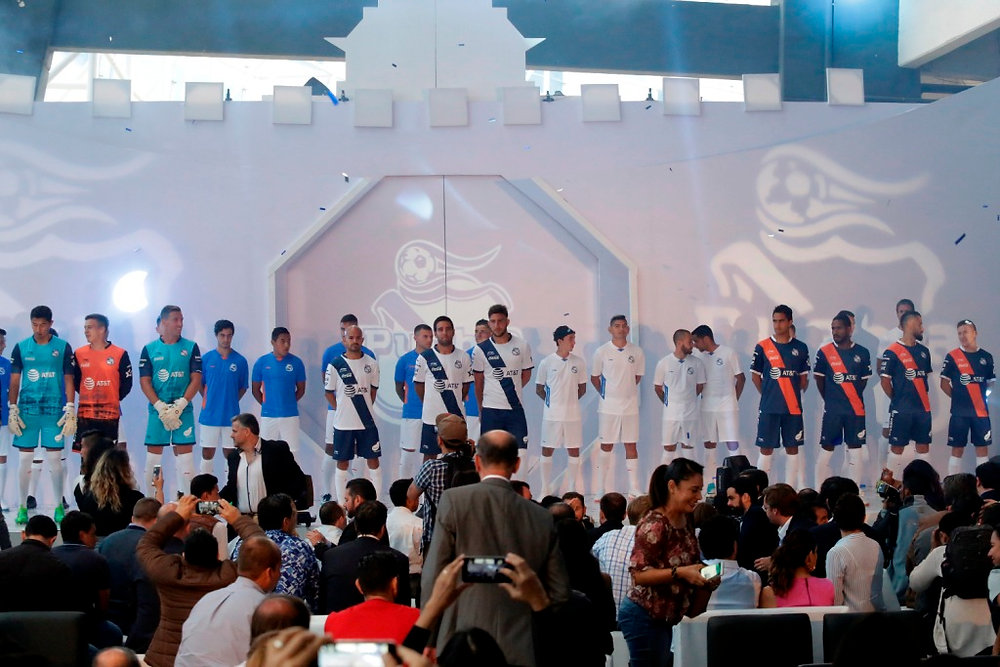 Puebla presenta su nuevo uniforme