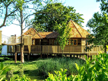 TREEHOUSES | Castles Carey