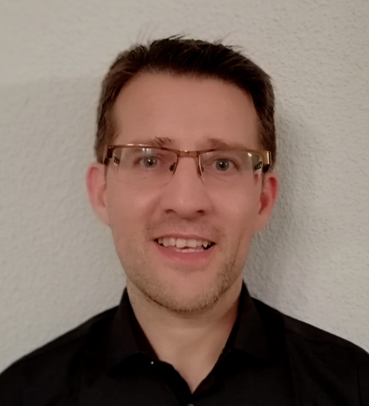 Dylan Gates (Spain) | Distance Cert IBET