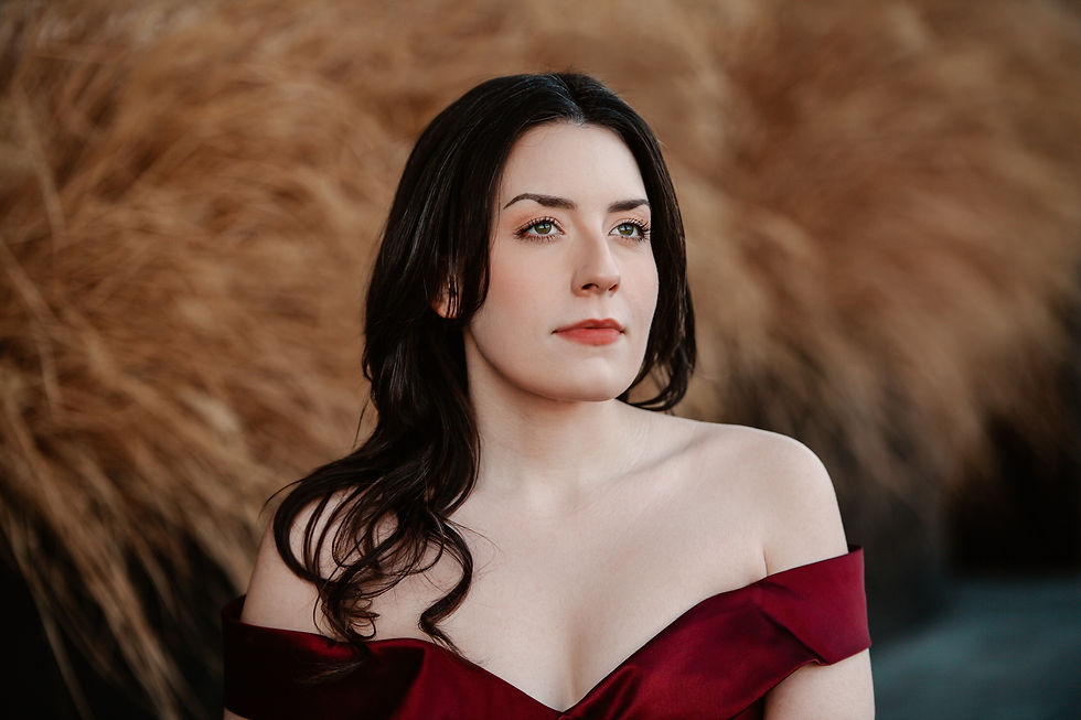 Classical Singer | Amanda Simms - Soprano