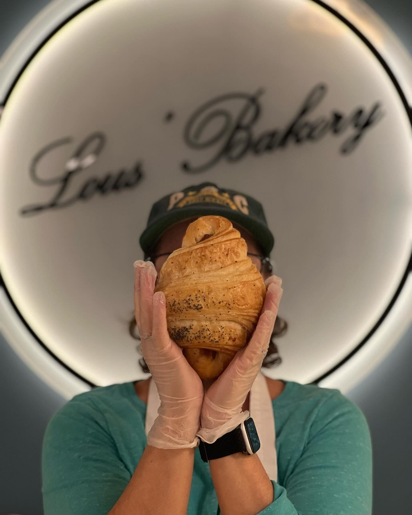 Lou's Bakery | Downtown Mebane