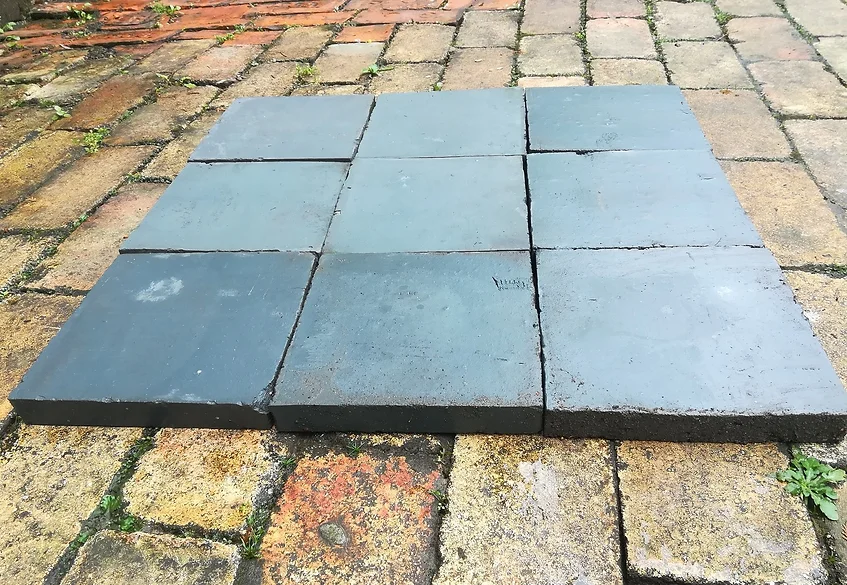 Grey terracotta replica tile | ShChanson