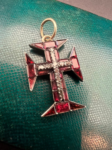 Portuguese Cross | Sian Harlowe