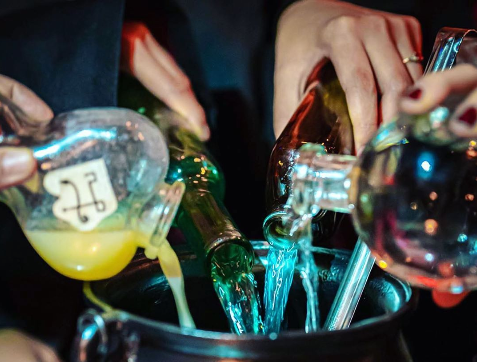 The Wizard's Cauldron Cocktail Experience is coming to Los Angeles