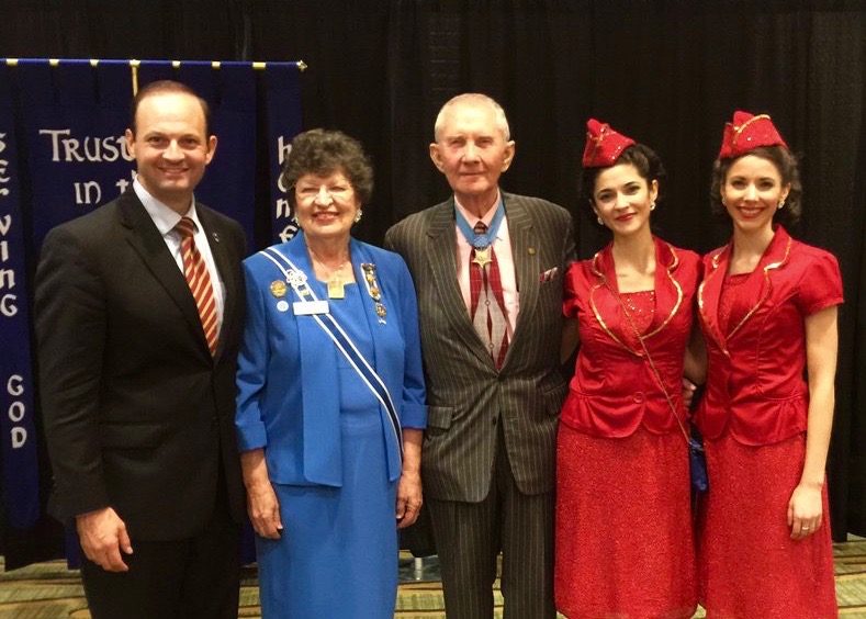 Gracie & Lacy | East Coast Entertainers For Events