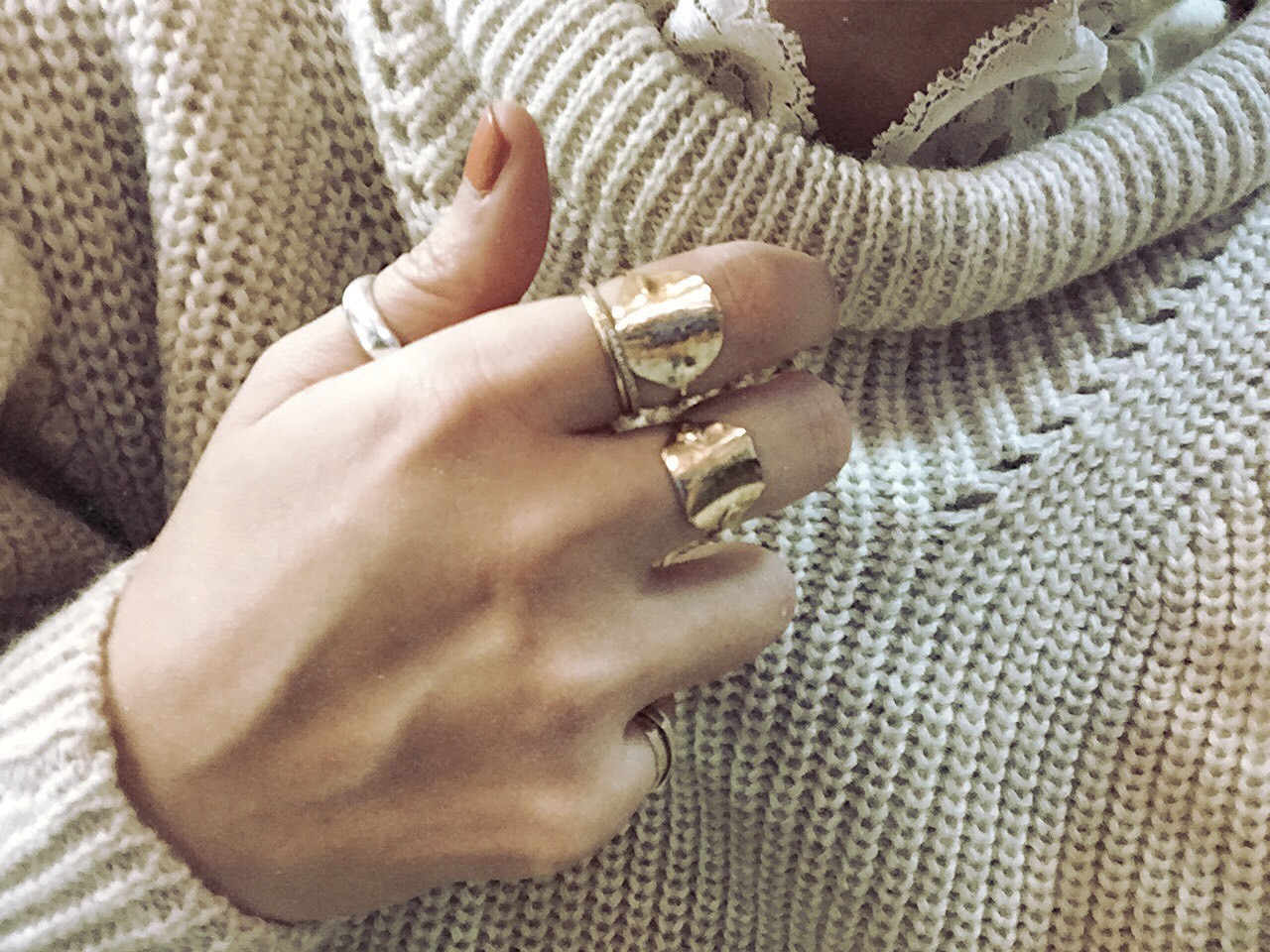 k10 Delicate signet ring