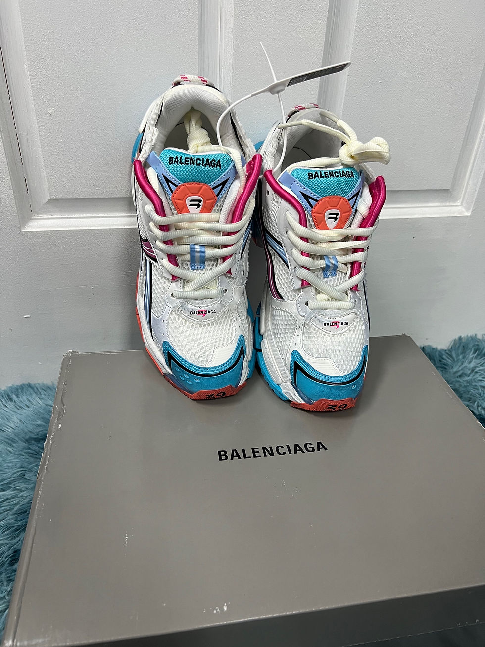 BALANCE RUNNER | BERRYBRANDED