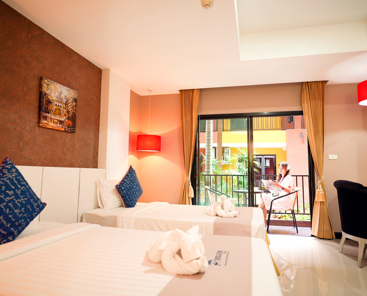 DELUXE ROOM | Prelude Hotel