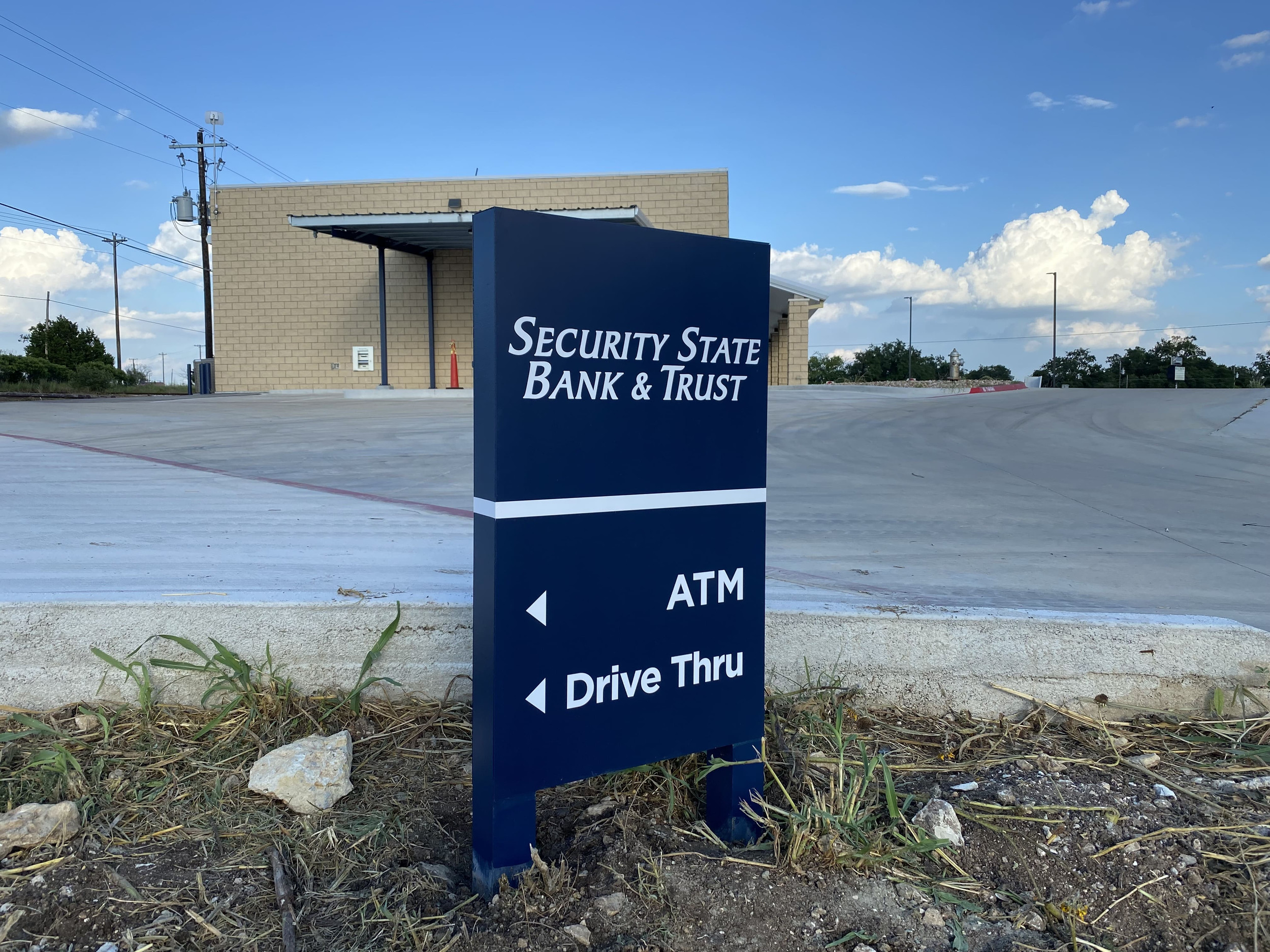 Directionals & Wayfinding Signs | Direction Signs | Stokes Sign Company