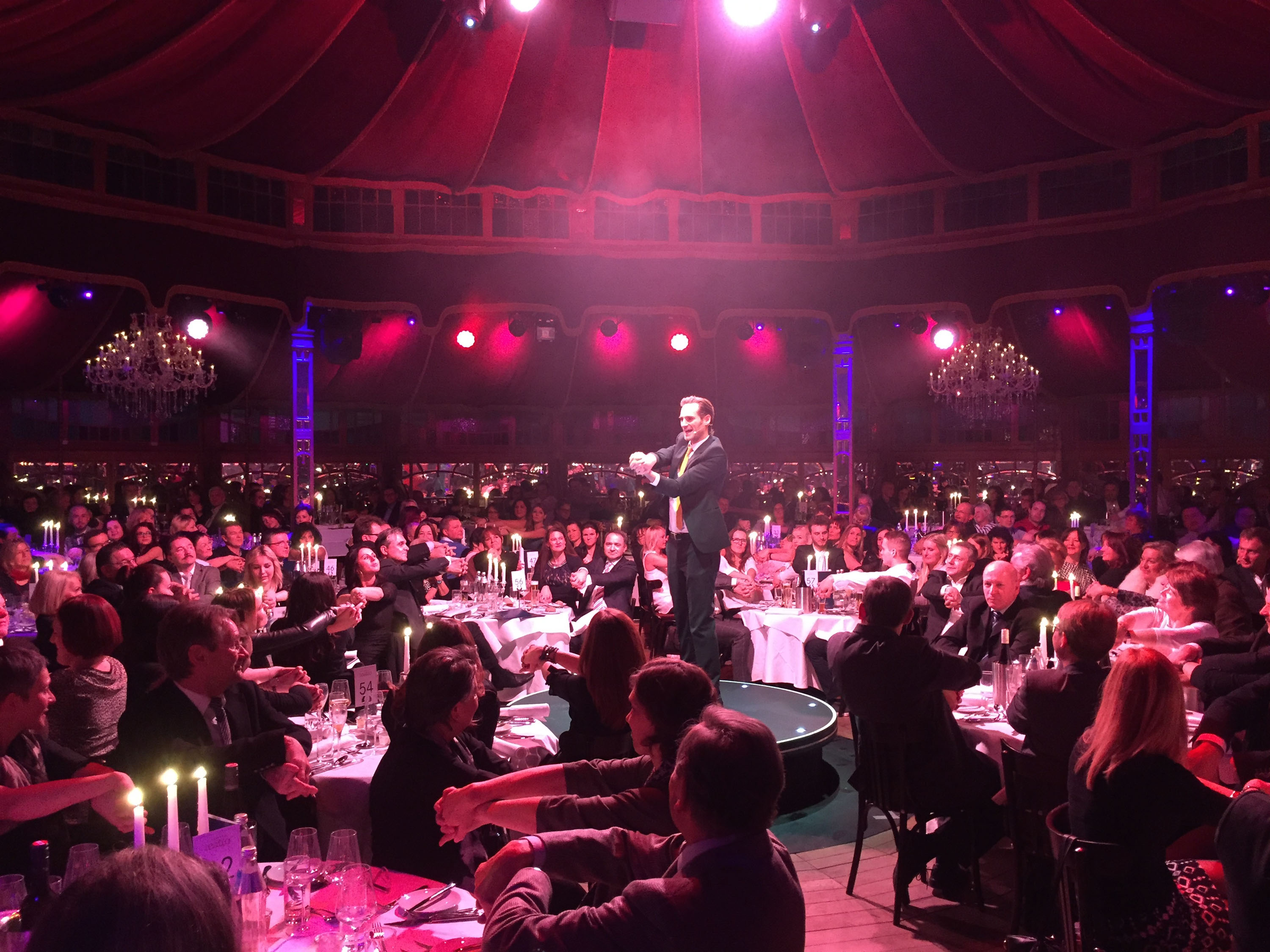 World Class Magic Shows | Germany | Stuttgart | Julius Frack