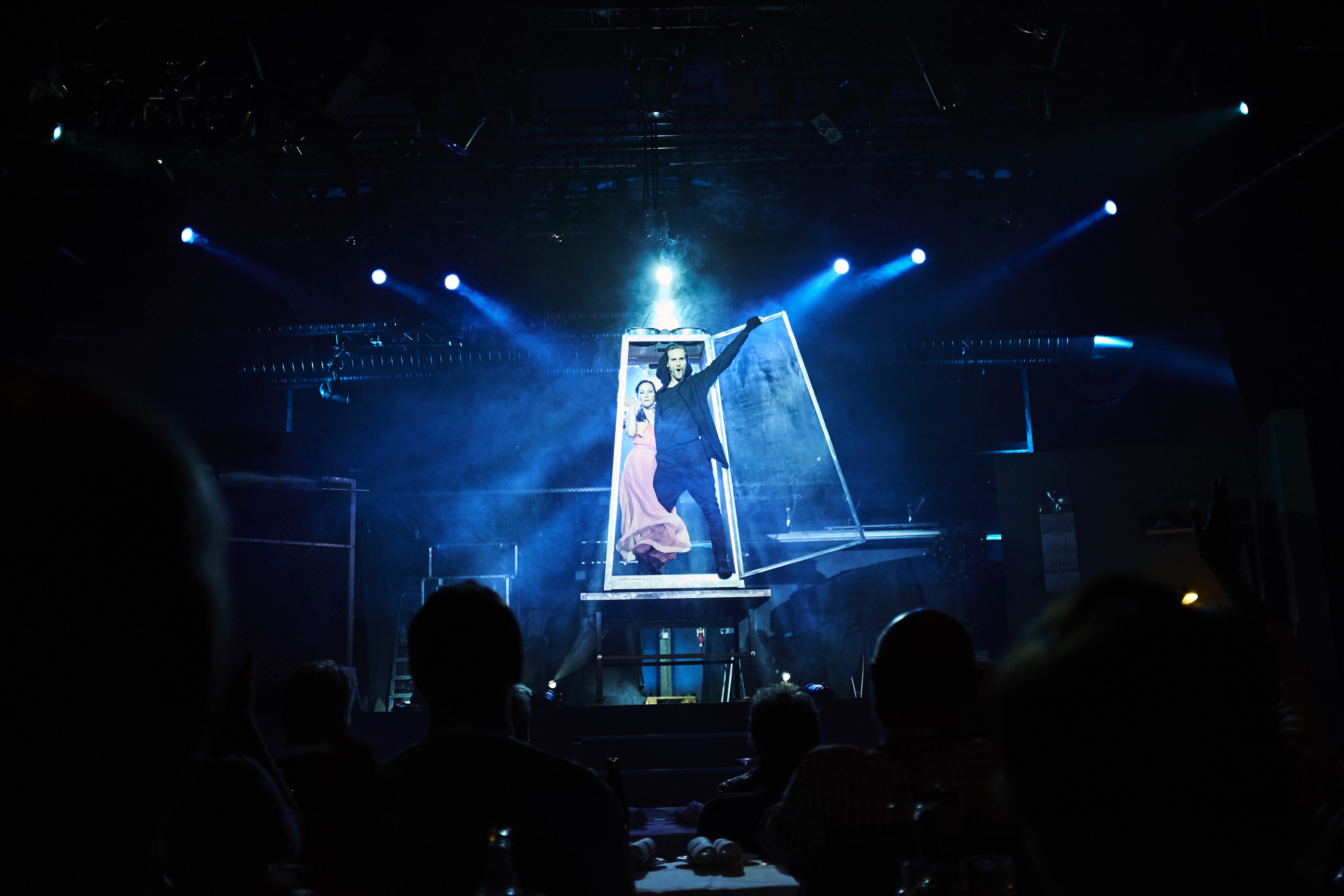 World Class Magic Shows | Germany | Stuttgart | Julius Frack