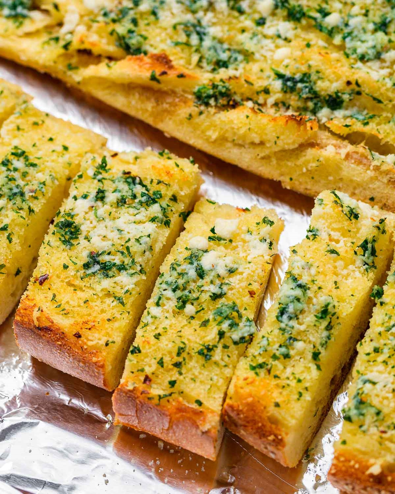 Easy Cheesy Garlic Bread