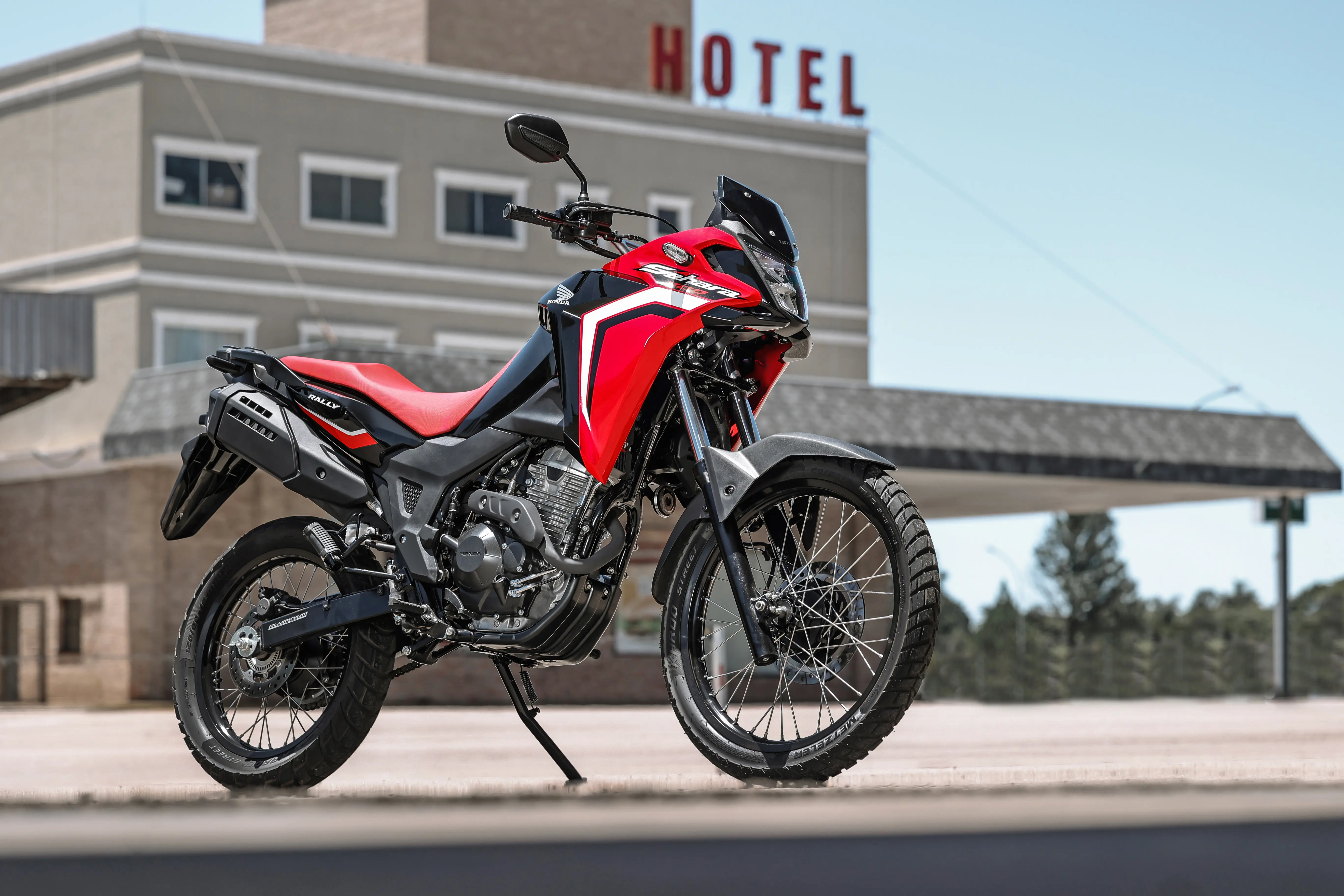 Honda XRE 300 Sahara: toda nova para 2024