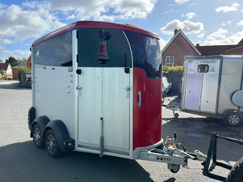 Ifor Williams HBX506 Red Horse Trailer | Agroco Trailers