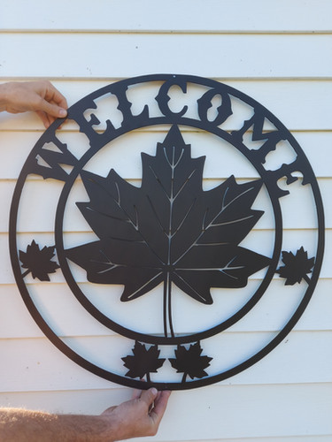 Welcome sign with maple leaf | Rusticdesigns4you