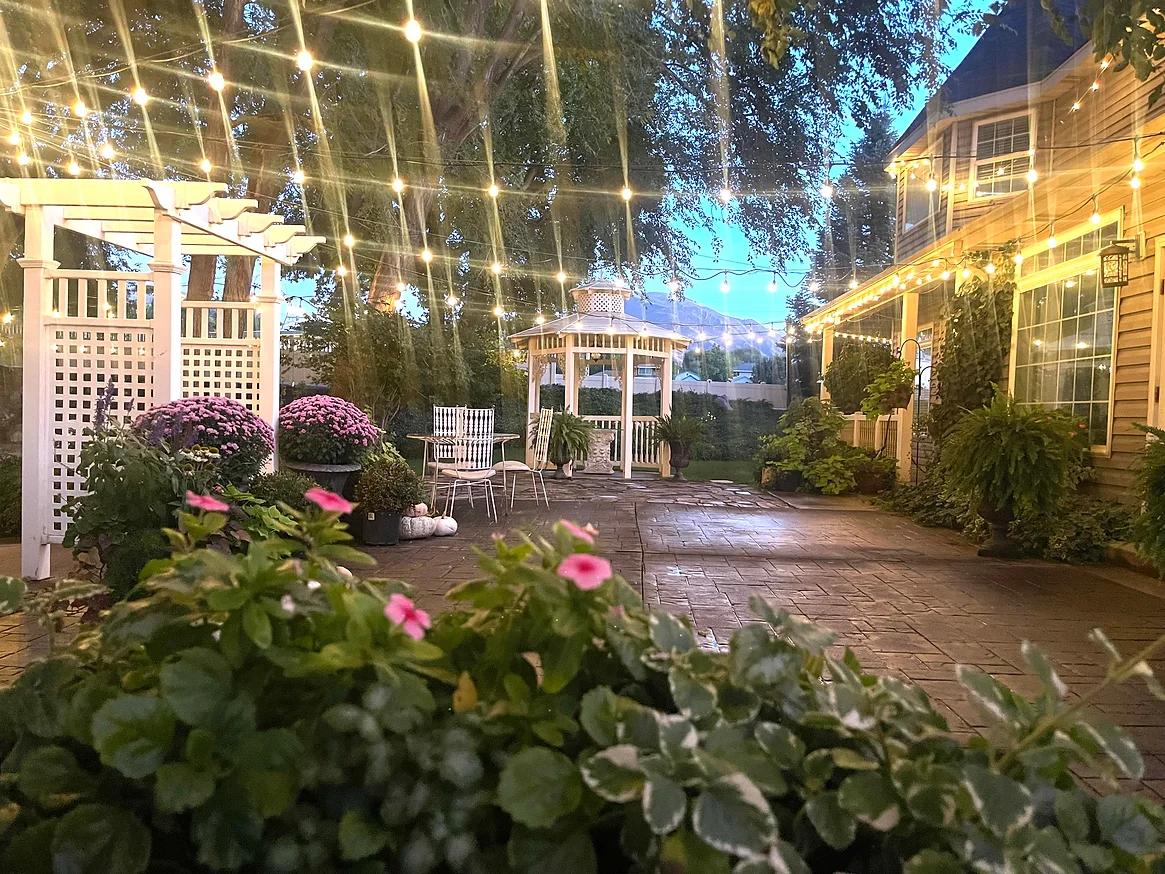 Clarion Gardens Event Center in Payson Utah | Affordable Indoor Outdoor ...