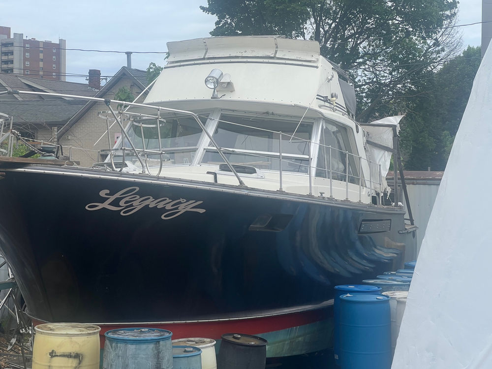 42' Chris Craft Commander | CC Commander Club